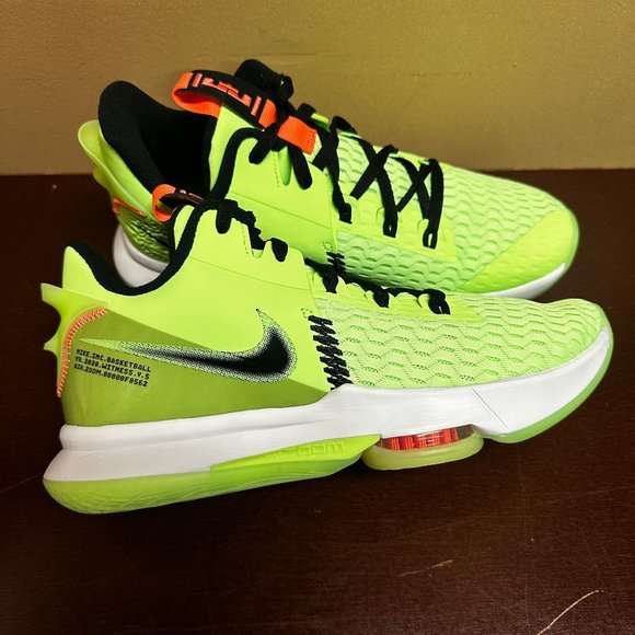 Nike | Shoes | Nike Mens Green Lebron Witness 5 Grinch Cq938300 ...